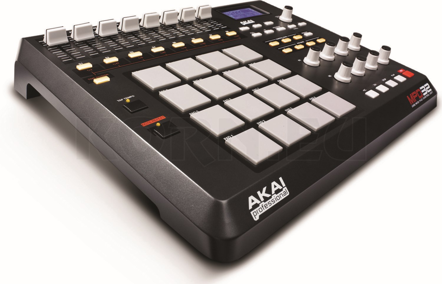 Akai MPD 32 in MIDI Controller | Musikhaus