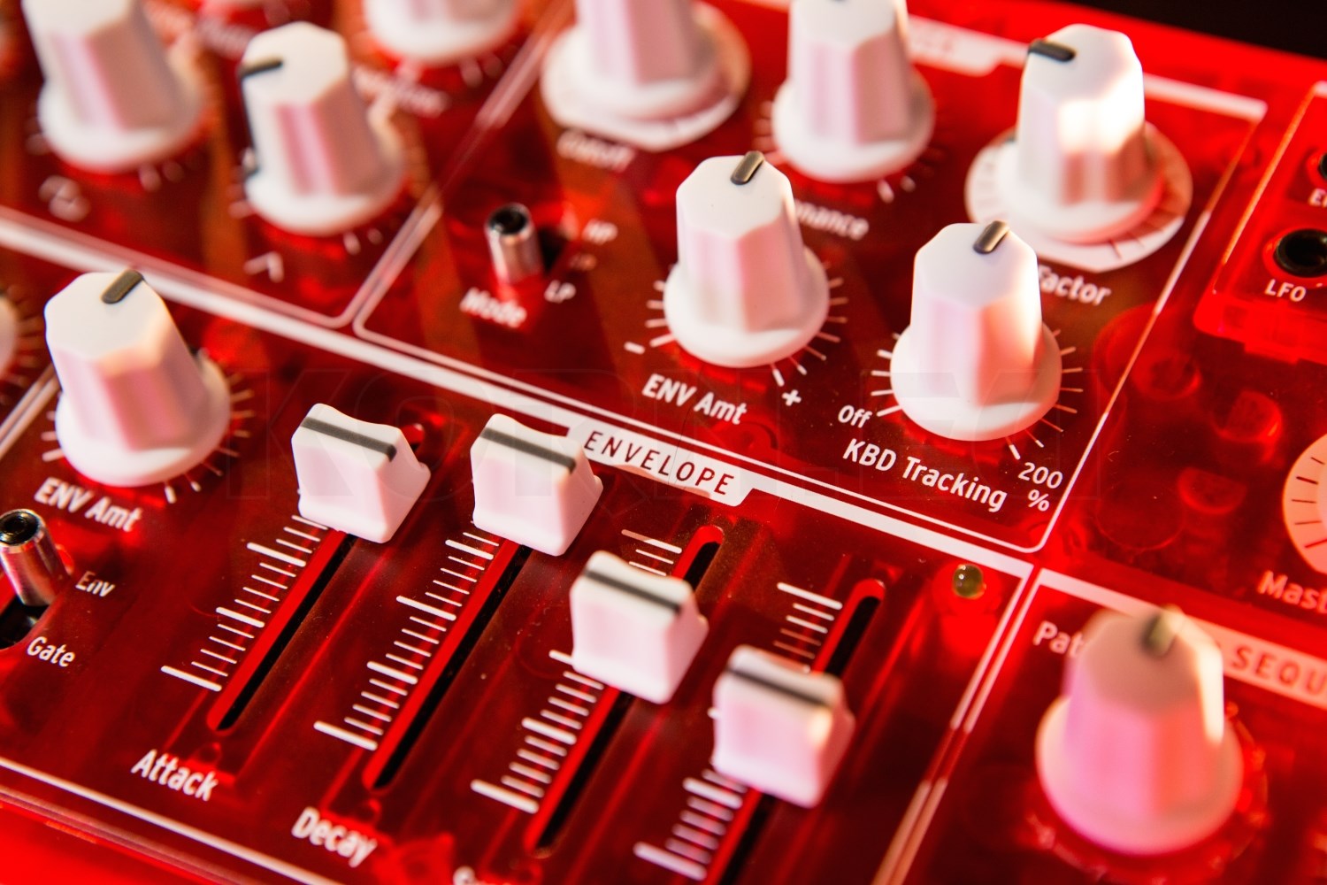 Arturia MicroBrute RED | Musikhaus