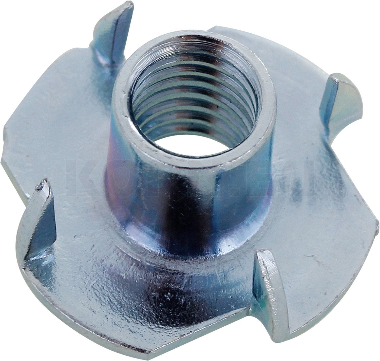 Adam Hall 5314 M8 Einschlagmutter