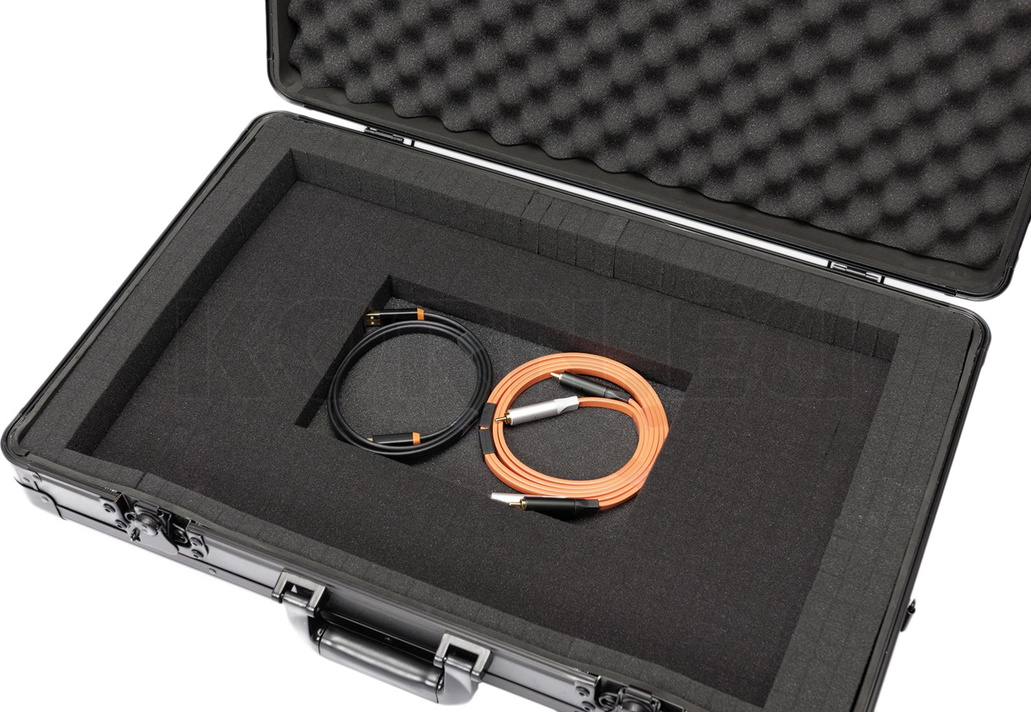 Numark Mixstream Pro + Carry Lite DJ-Case XL Plus