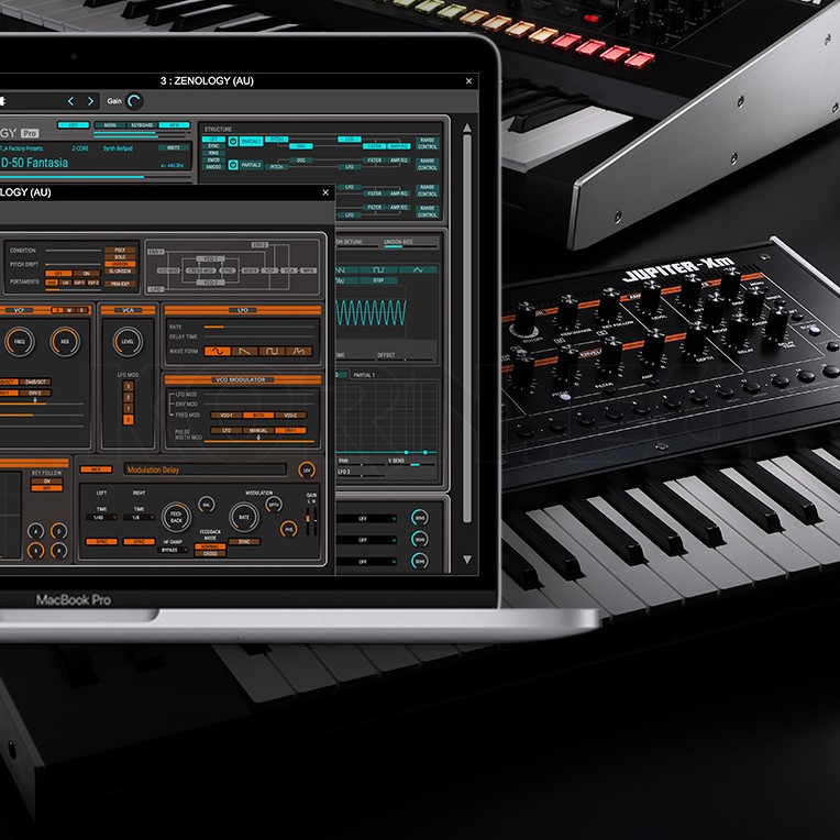 Roland Jupiter XM Synthesizer | Musikhaus