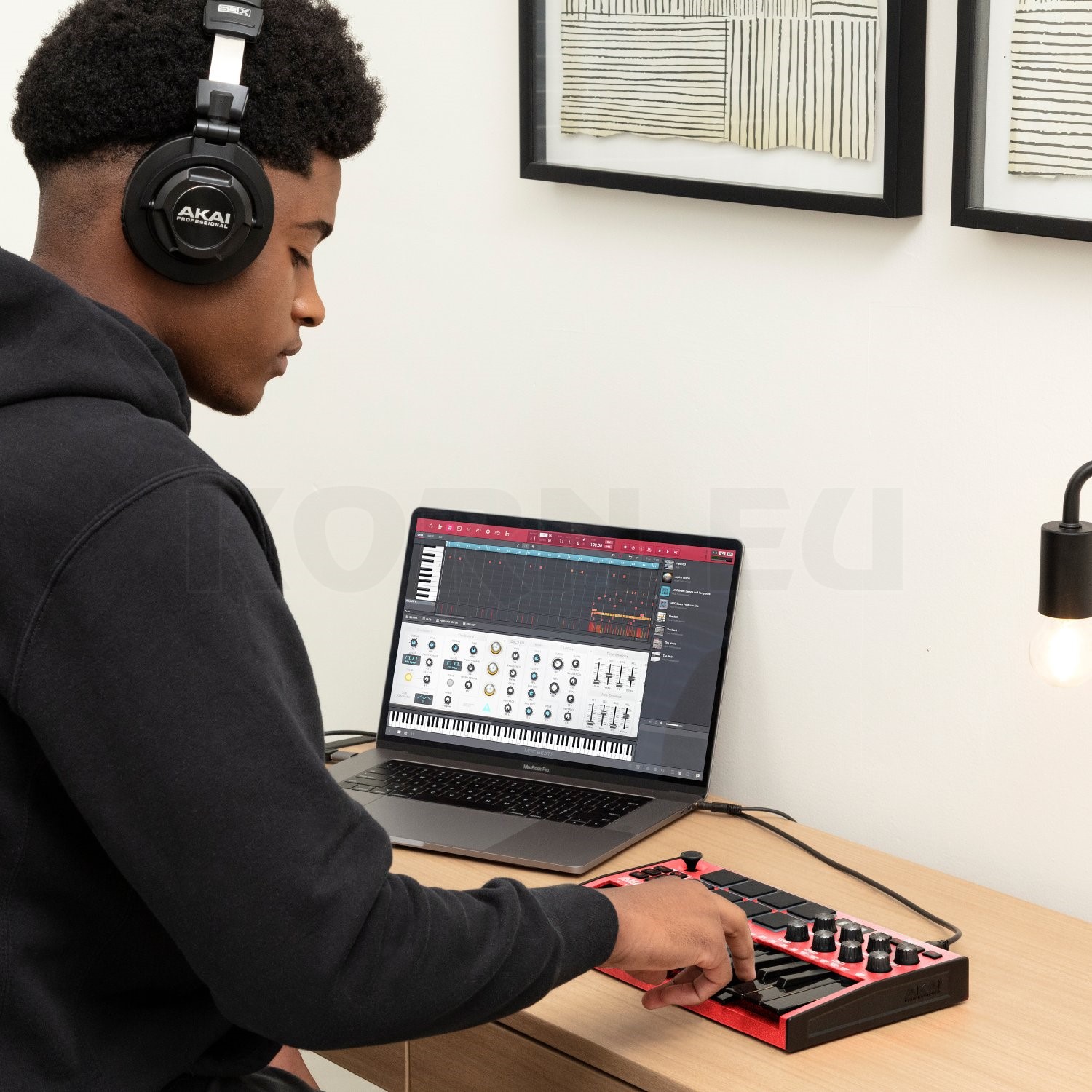 Akai Professional MPK mini MK3 Red | Musikhaus