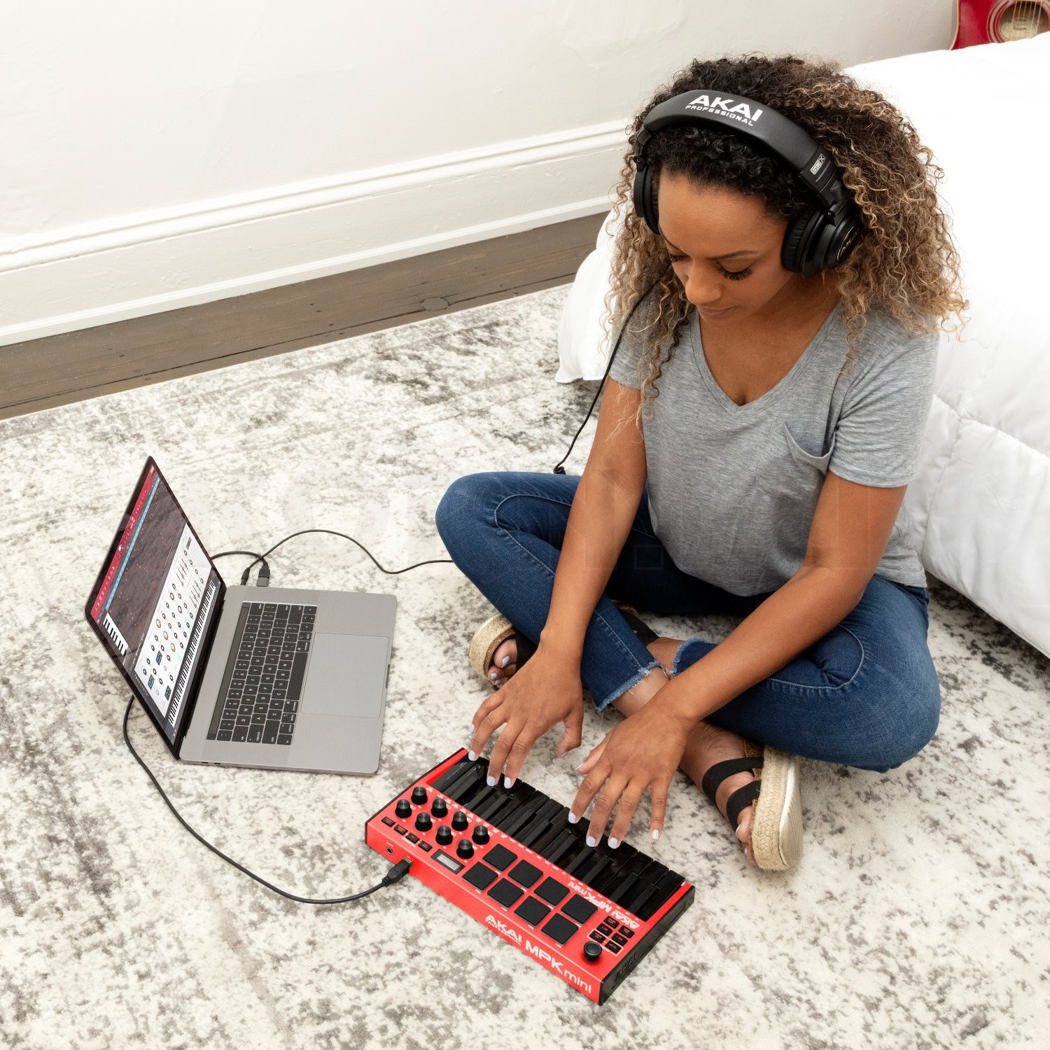 Akai Professional MPK mini MK3 Red | Musikhaus