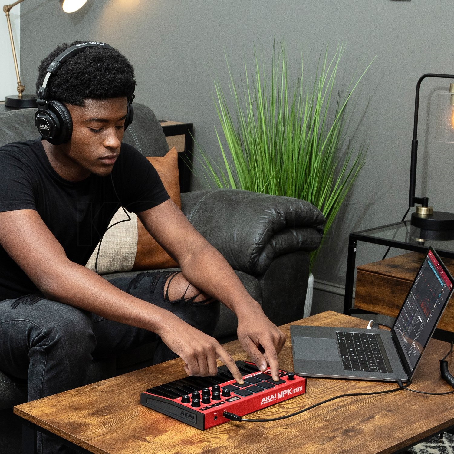 Akai Professional MPK mini MK3 Red | music store