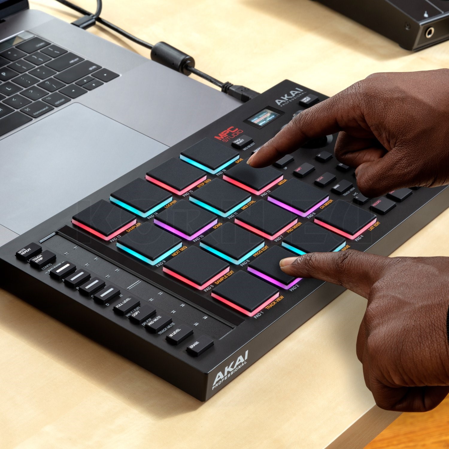 Akai Professional MPC Studio