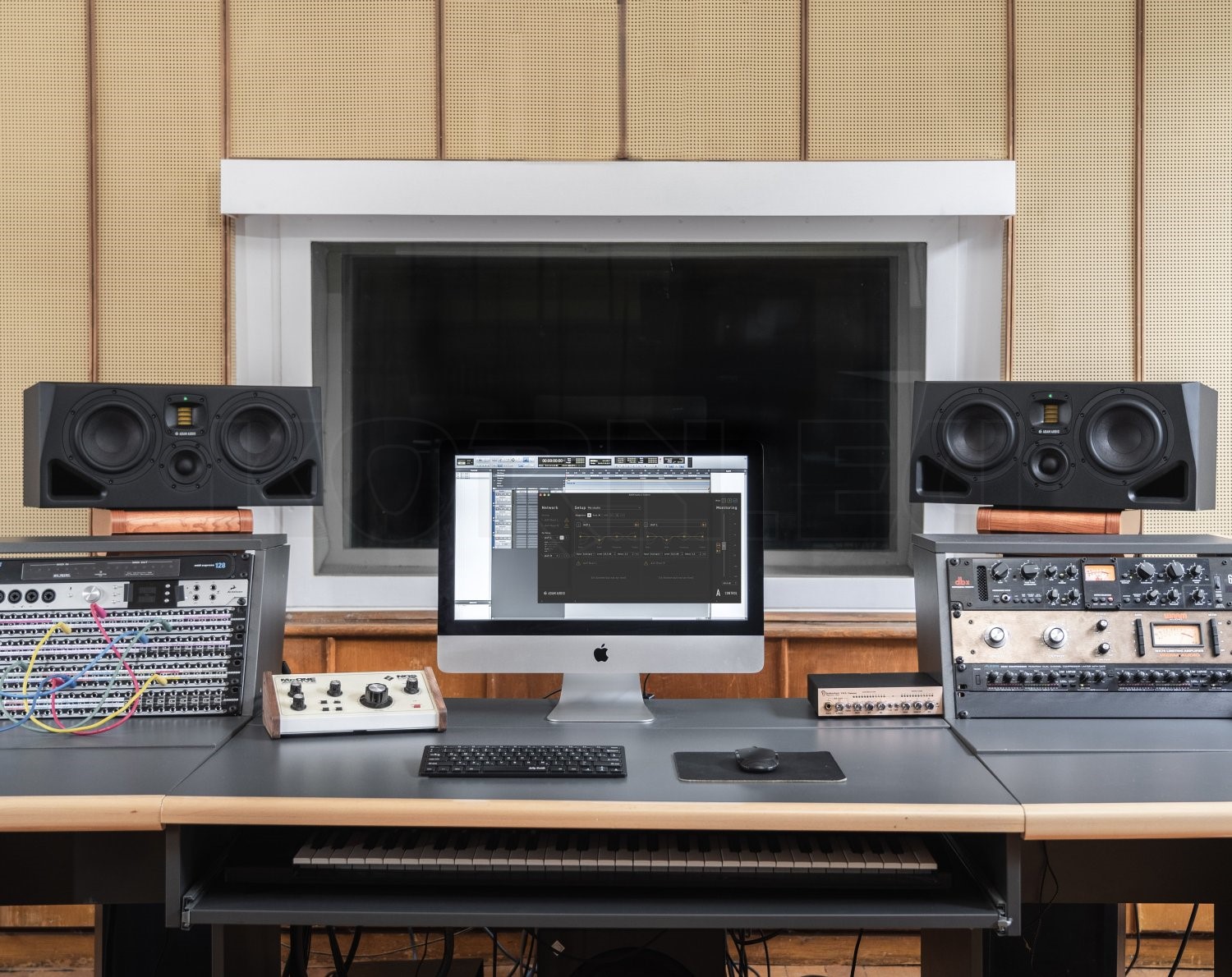 ADAM Audio A77H in Aktive Studiomonitore | Musikhaus