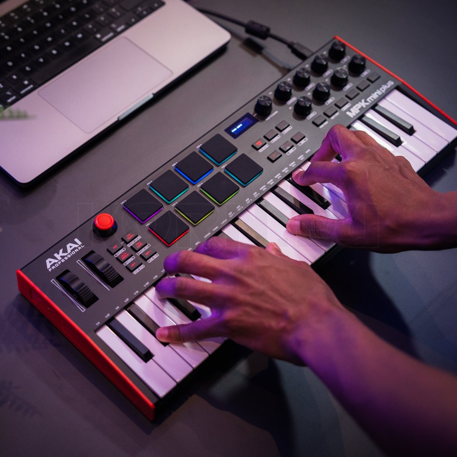 Akai Professional MPK mini Plus