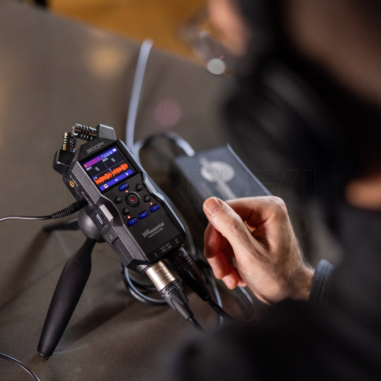 Zoom H4essential Handy Recorder