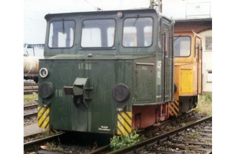 Lok Schlosserei ASF motorisiert Akku-Schleppfahrzeug