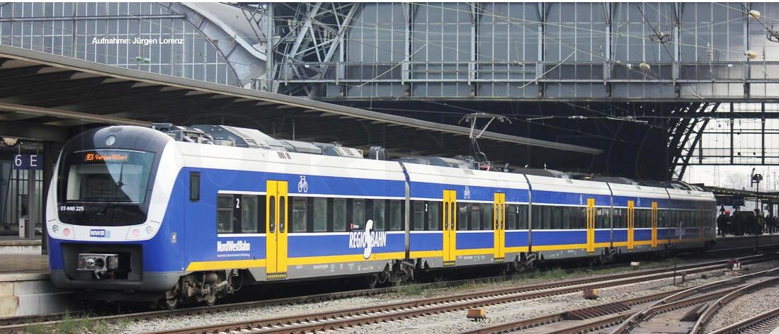 Piko 59994 Elektrotriebwagen BR 440 NWB, 5-tlg., Ep.VI