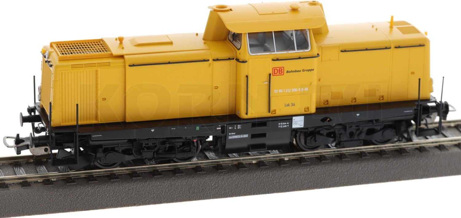Piko 71325 diesel locomotive BR 212...